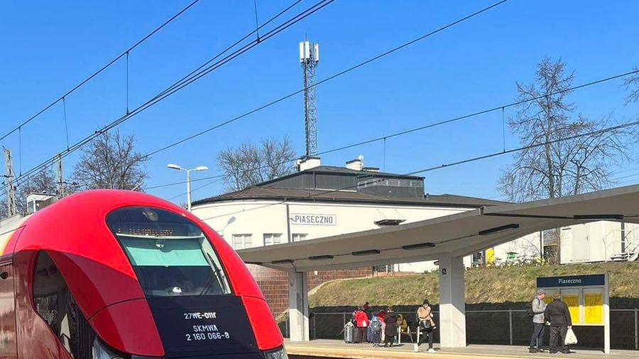 Warszawa zmiany w rozkładzie jazdy pociągów SKM i Kolei Mazowieckich