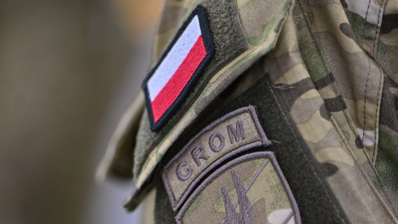 Dwaj żołnierze GROM zginęli w USA podczas nocnych ćwiczeń spadochronowych