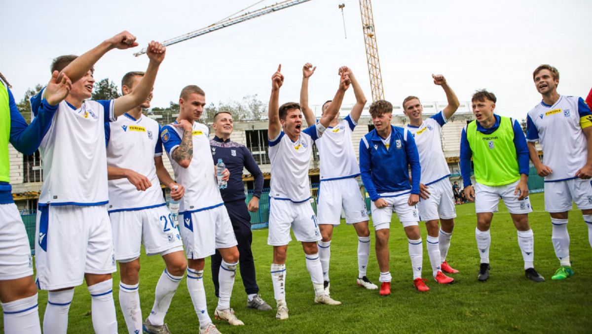 2. liga. Adrian Laskowski: Lech II Poznań walczy o awans [WYWIAD] | TVP ...