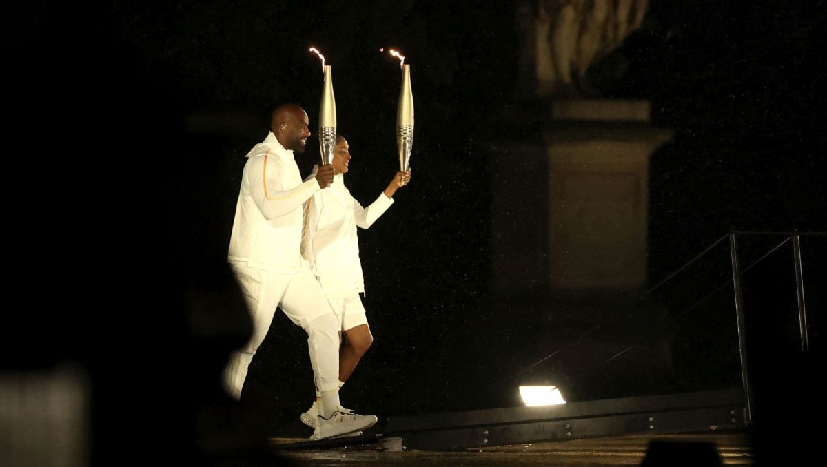 Igrzyska w Paryżu oficjalnie otwarte. Marie-Jose Perec oraz Teddy Riner ...