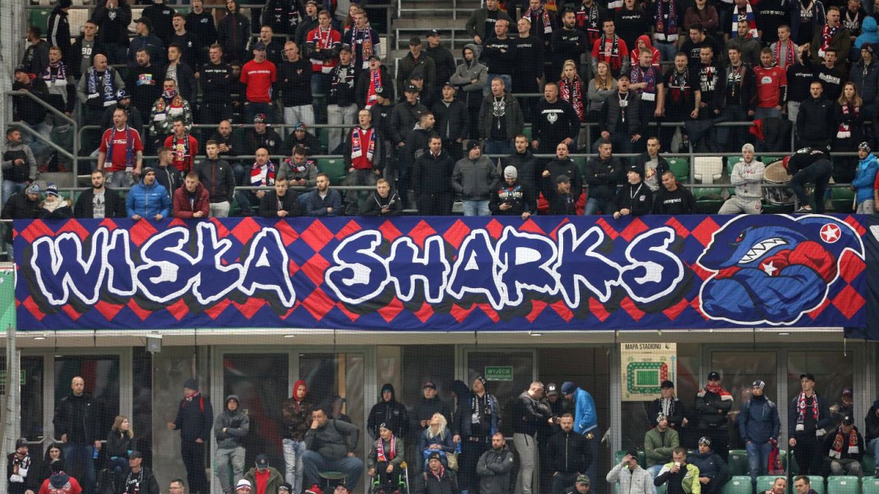 Nowy zarząd Wisły Kraków rozwiązał umowę z kibicami | TVP SPORT