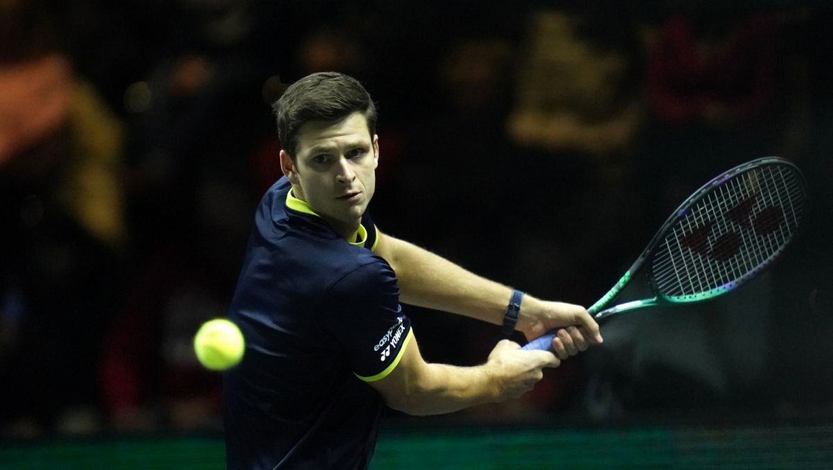 Tenis. Turniej ATP w Dubaju. Hubert Hurkacz pokonał Jannika Sinnera. W ...