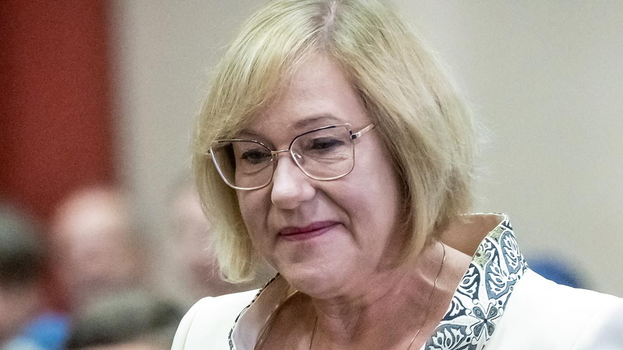 Prokuratura wszczyna dochodzenie przeciwko Barbarze Nowak | TVP INFO Prokuratura wszczyna dochodzenie przeciwko Barbarze Nowak | TVP INFO