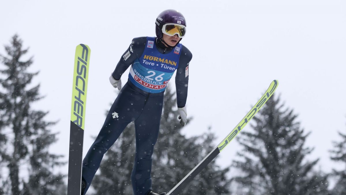 Sześciokrotny olimpijczyk wrócił na europejskie skocznie. Ma 43 lata ...