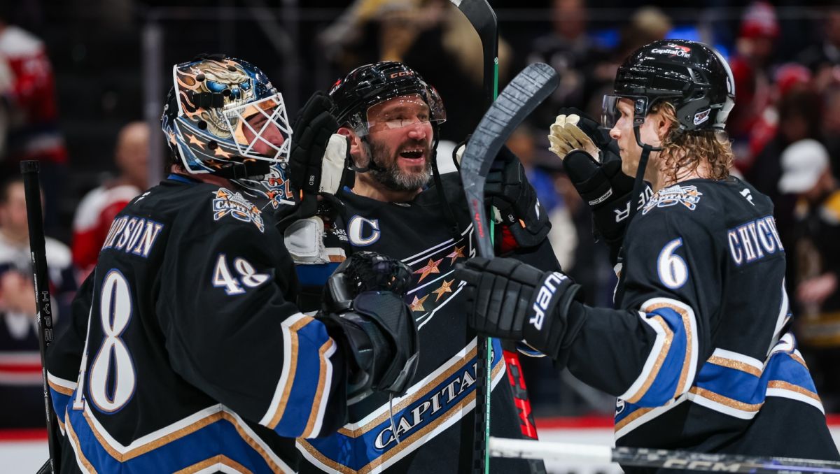 NHL. Aleksandr Owieczkin coraz bliżej Wayne'a Gretzky'ego, porażka Washington Capitals | TVP SPORT