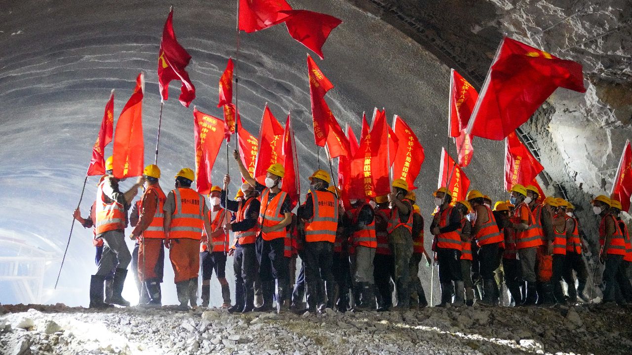 Chiny: plan pięcioletni 2026-2030. Xi Jinping i towarzysze projektują ...