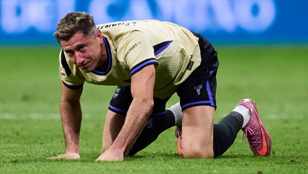 Robert Lewandowski kontuzjowany. FC Barcelona wydała oficjalny ...