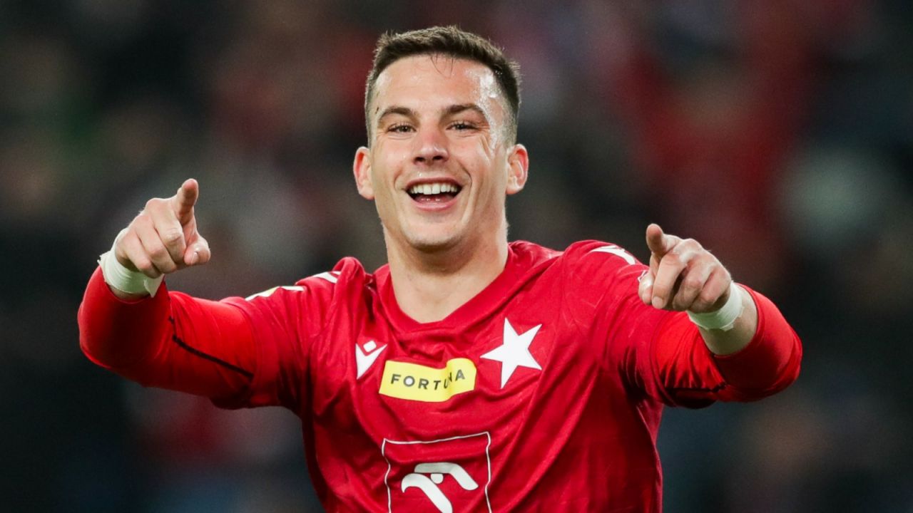 Angel Rodado zostaje w Wiśle Kraków. Hiszpan podpisał nowy kontrakt ...