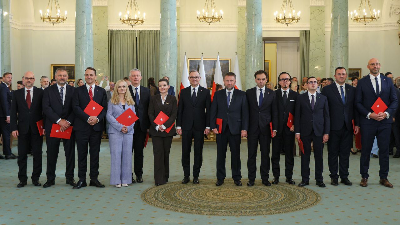 New Polish ministers sworn in following reshuffle