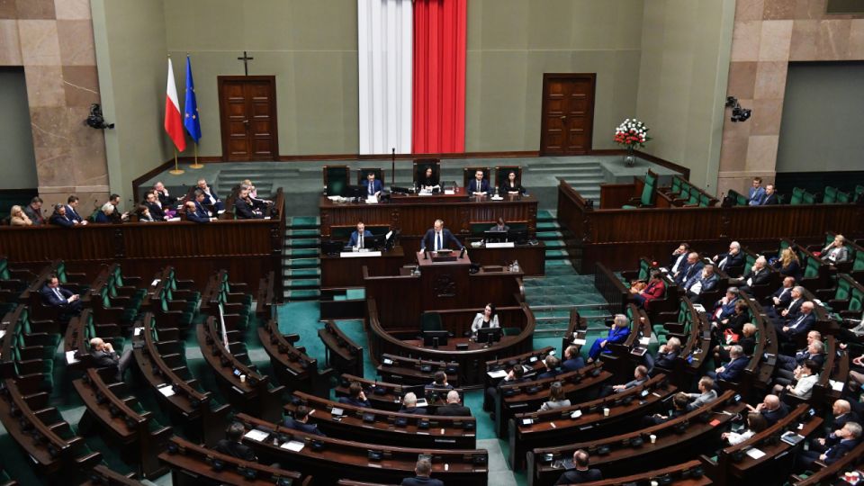 Sejm zajmie się obywatelskimi projektami dot. podwyżki dla nauczycieli i renty socjalnej